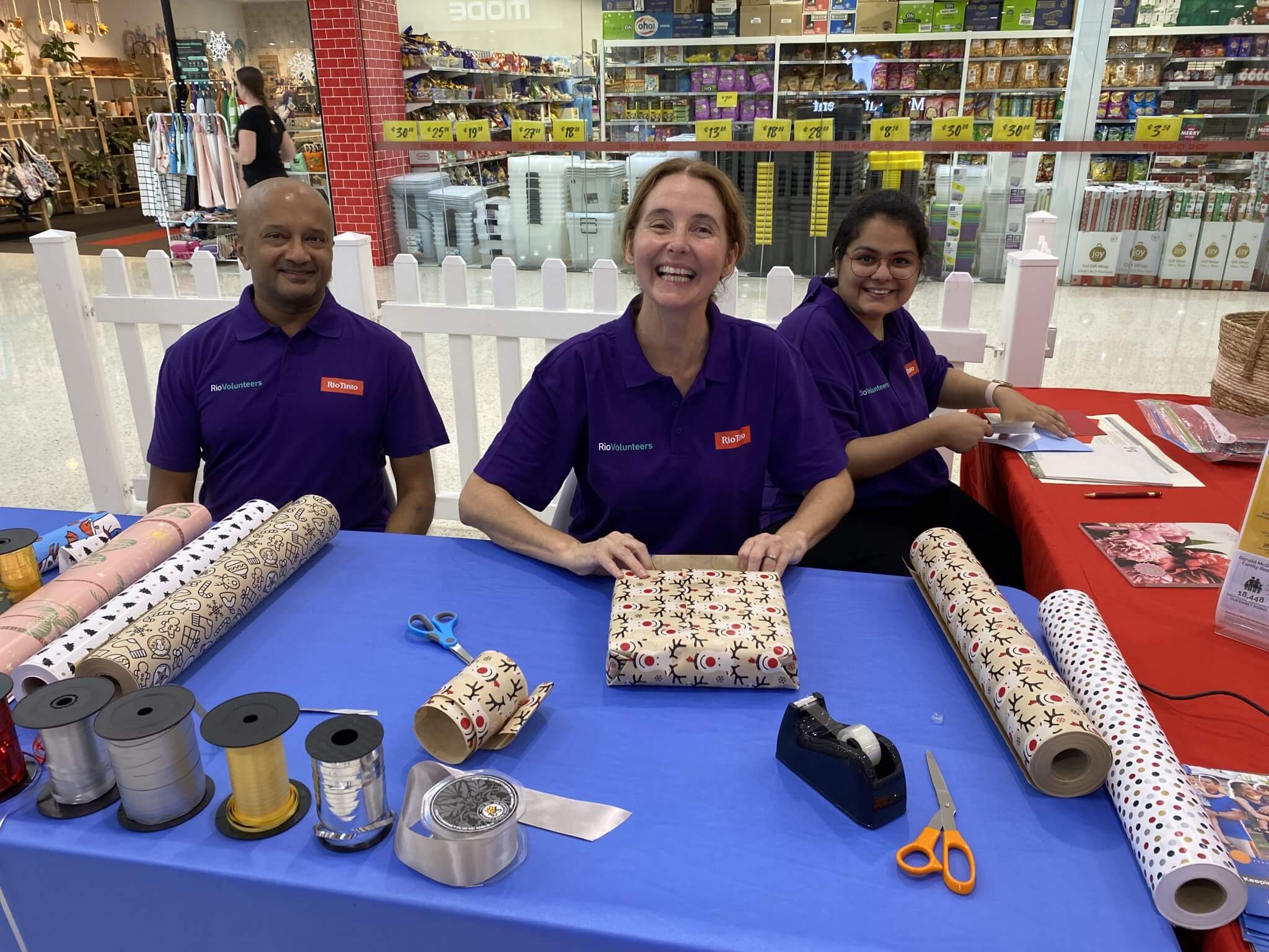 Wrapping Up Kindness: How Festive Volunteers Bring Joy to Queensland ...